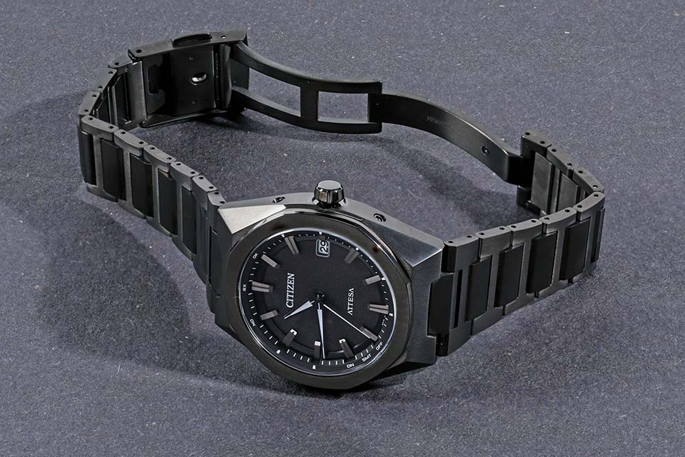 Обзор часов от японского бренда Citizen: модель CB3045-61E из коллекции ...
